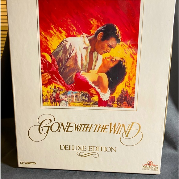 MGM | Media | Gone With The Wind Vhs Deluxe Edition Used Vintage ...
